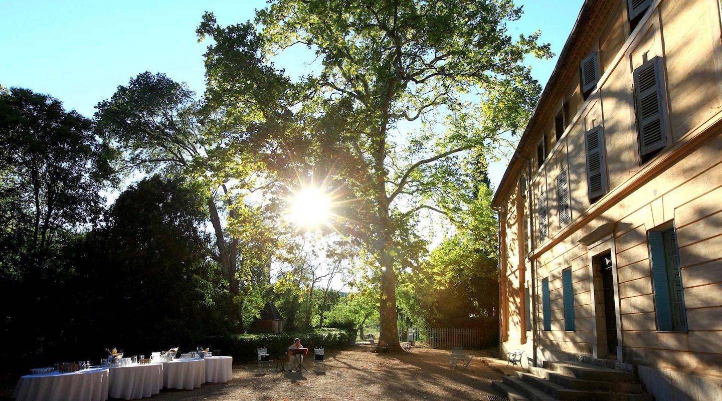 Eternelle favorite - A fine feminine wine, ACCESS : the best digital ...