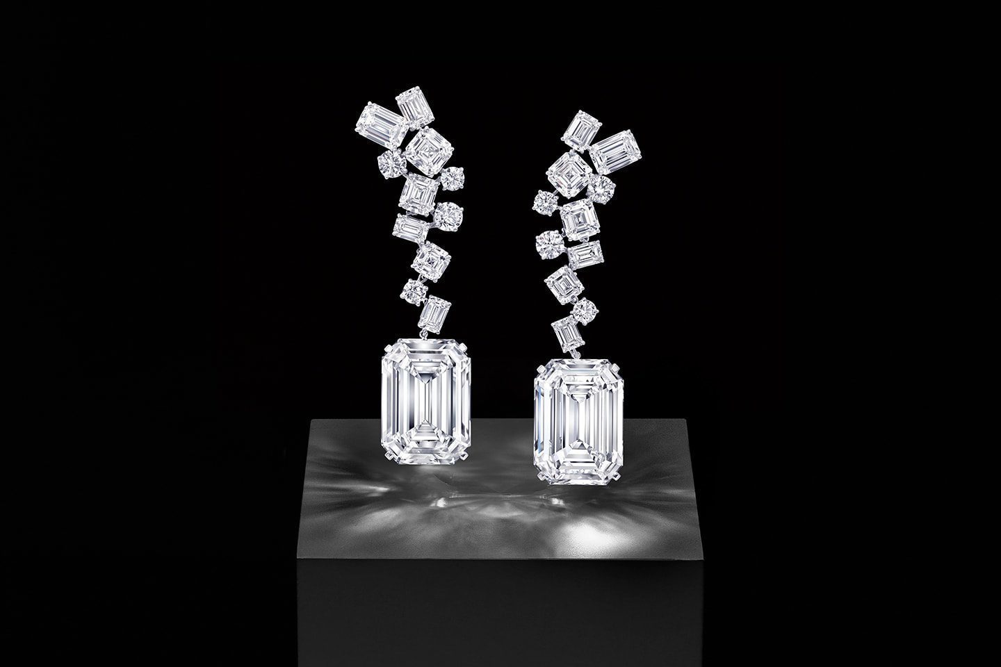 Graff: The eternal twins | Access | Le Mag 2023 | Restaurant Hotel ...